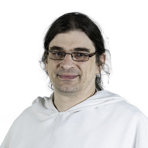 les principautés et les puissances - Page 2